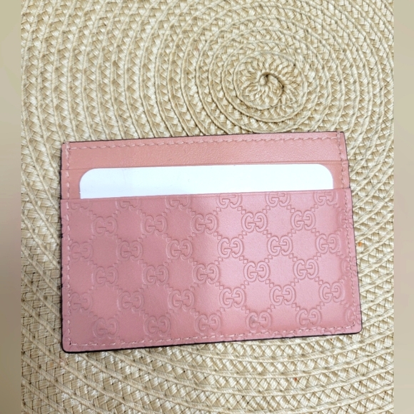 Gucci | Bags | New Gucci Pink Card Holder Microguccissima Pattern ...